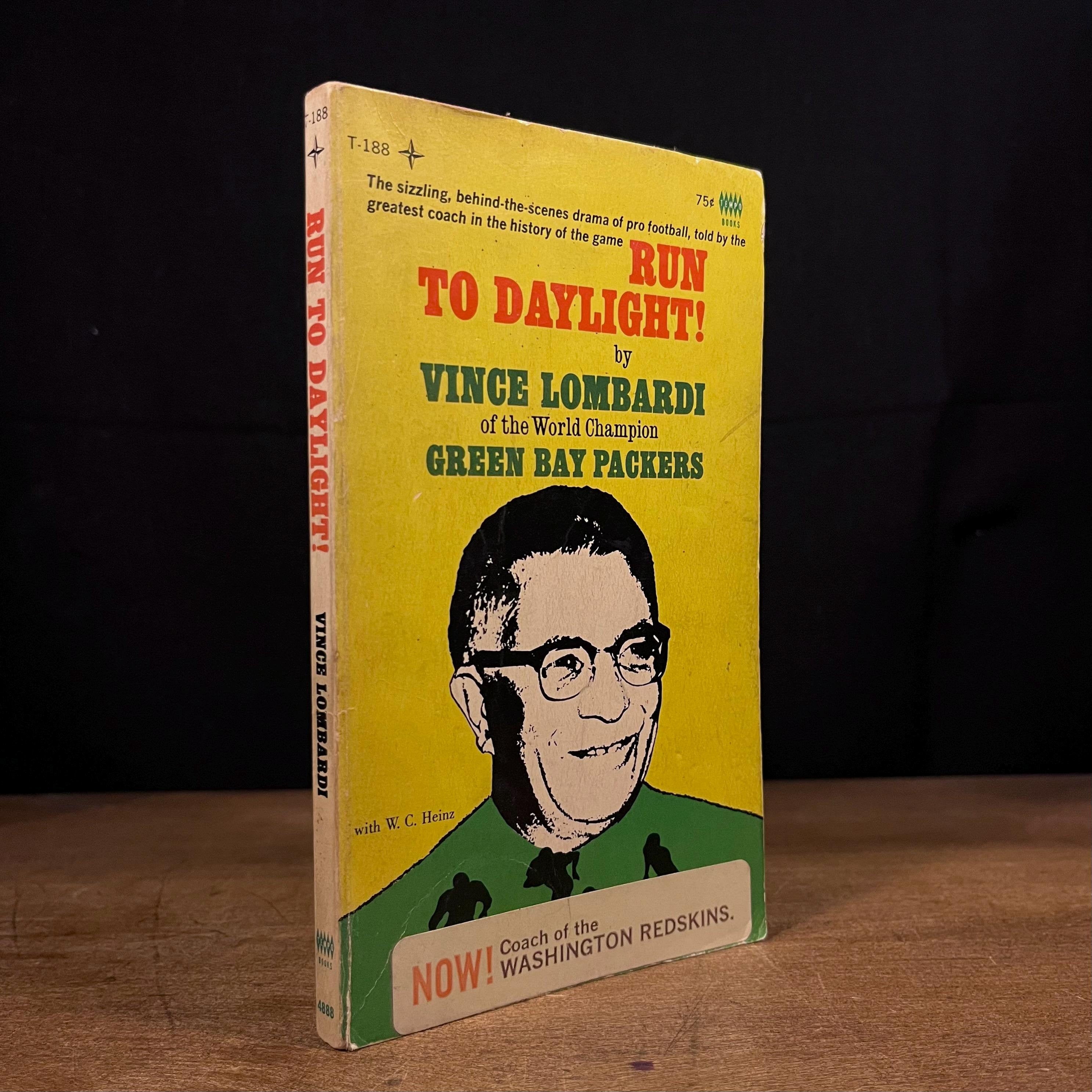 Run to Daylight by Vinca Lombardi (1968) Vintage Paperback Book ...